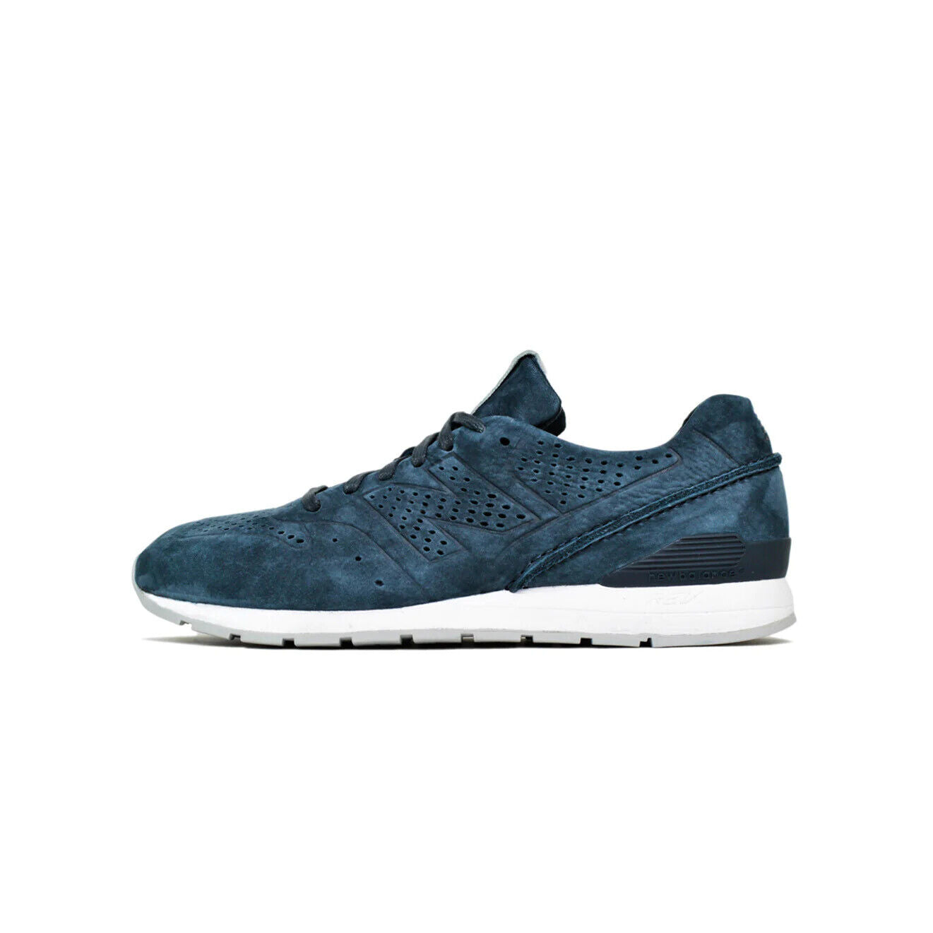 NEW BALANCE MEN'S NB MRL696DN CLASSICS TRADITIONNELS SNEAKER NAVY ...